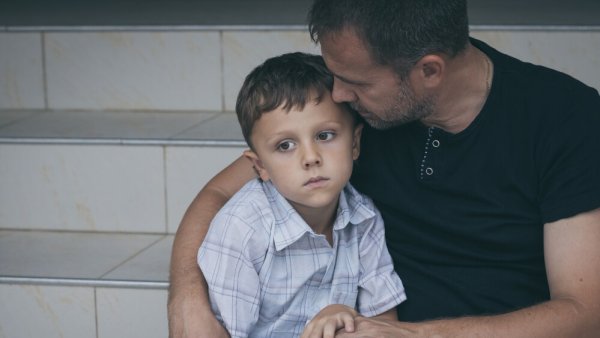The next 7 things to immediately do to help shy kids | WOW Parenting